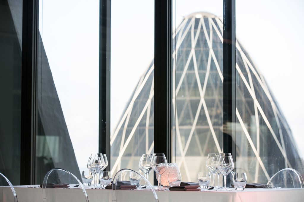 Hire Landing Forty Two for your corporate event • Function Fixers