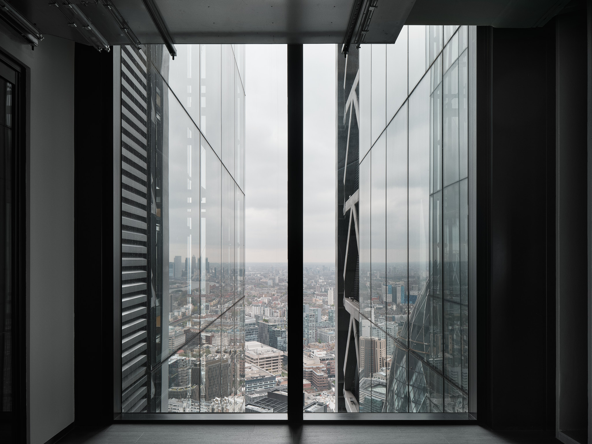 Landing Forty Two • London's highest event venue • Great Views