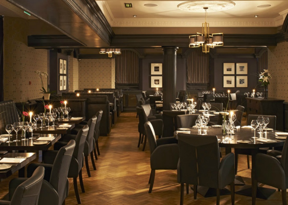 Book Mottram Hall | Function Fixers